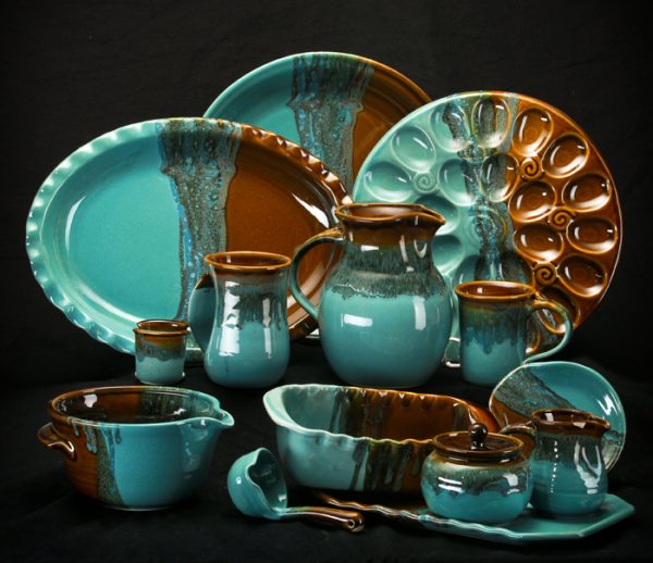 CLAY BORN POTTERY – Artisan's Marketplace